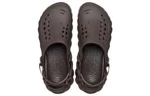 CROCS Echo Clog - Dark Brown