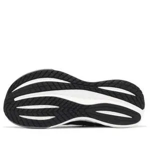 Saucony Triumph 22 Wide Athletic Sneakers - Black