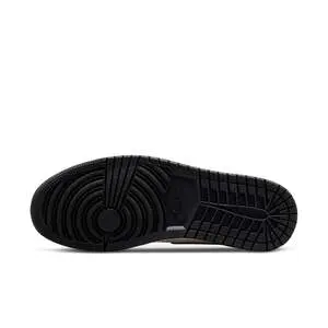 JORDAN 1 Retro High Og 'visionaire' Sneakers - Volt/black/sail