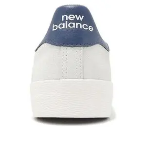 NEW BALANCE 100 Sneakers