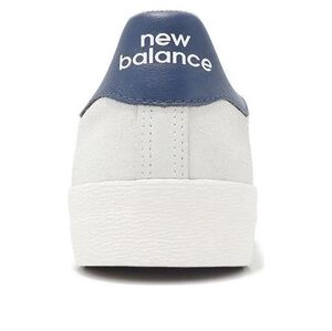 NEW BALANCE 100 Sneakers