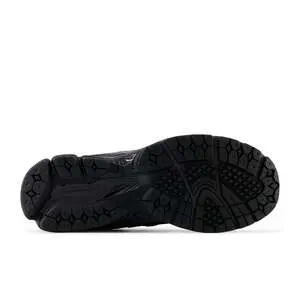 NEW BALANCE 2002r " Magnet" Sneakers - Black