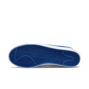 Nike Zoom Blazer Low Pro Gt Iso Sb Sneakers - White/blue