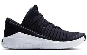 JORDAN Flight Luxe