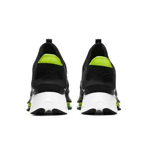 Nike Zoom Tempo Next% Flyease Low Top Sneakers