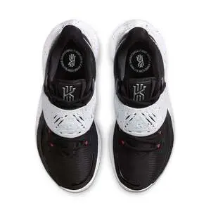 Nike Kyrie Low 3 Team Basketball Shoes - Black