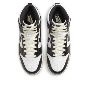 Nike Dunk High Vintage Black Sneakers - Black/white