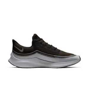 Nike Zoom Winflo 6 Shield Athletic Sneakers