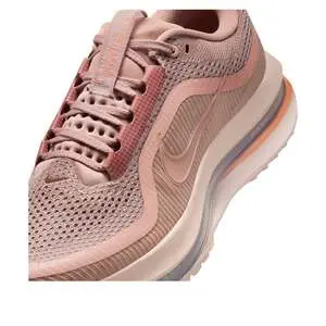 Nike Zoom Pegasus Premium Sneakers - Pink