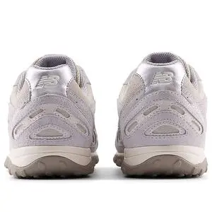 NEW BALANCE 204l Suede Pack Sneakers - Gray Matter/shipyard