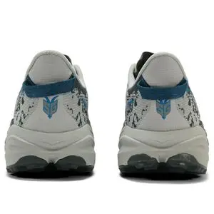 Hoka One One Speedgoat 6 Gore-tex Athletic Sneakers