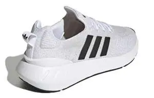 Adidas Originals Swift Run 22 Sneakers - Gray/white