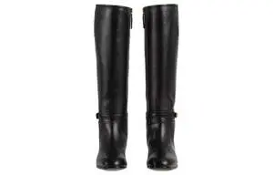 Gucci Knee High Leather Boots With Buckle Detail