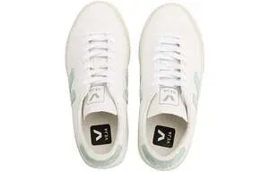 VEJA Campo Lace-up Sneakers - White/matcha