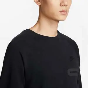 Nike Tech Fleece Lightweight Logo T-shirt - Black