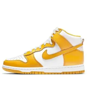 Nike Nike Dunk High Top Sneakers White/pink