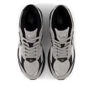NEW BALANCE 2002r Sneakers - Grey/black