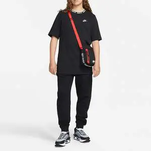 Nike Club Short-sleeve Top