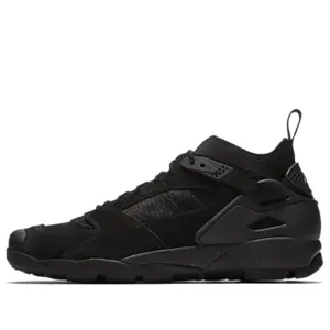 Nike Revaderchi "triple - Black