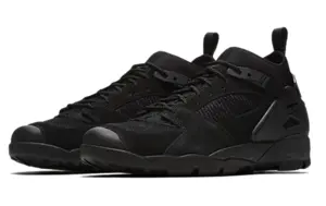Nike Revaderchi "triple - Black