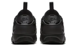 Nike Revaderchi "triple - Black
