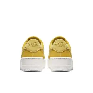 Nike Force 1 Sage Low Sneakers - Yellow