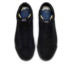 Nike Isle Skateboards X Blazer Mid Sb 'patch' Sneakers - Black