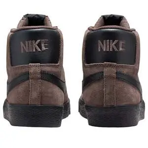 Nike Blazer Mid Sneakers