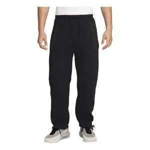 Nike Tech Sweatpants - Black