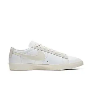 Nike Blazer Low Leather Sneakers - White