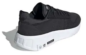 Adidas Geodiver Primeblue Sneakers