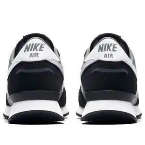 Nike Vortex Sneakers - Black