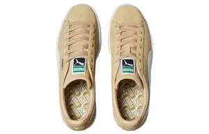 PUMA Suede Classic 21 Low Top Sneakers - Light Brown