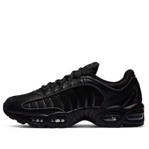 Nike Max Tailwind 4 Sneakers - Black