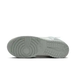 Nike Dunk Low Twist Sneakers