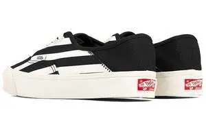 VANS Og Style 43 Lx Pinstripe Sneakers - Black