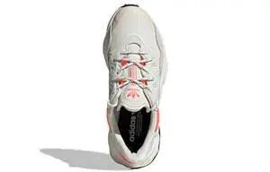 Adidas Originals Ozweego Sneakers - Cream/orange