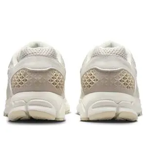 Nike Zoom Vomero 5 Athletic Sneakers - Beige