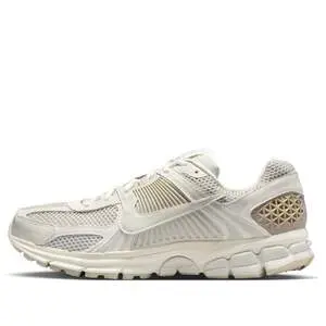 Nike Nike Zoom Vomero 5 Athletic Sneakers Beige