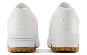 NEW BALANCE 550 Sneakers - White/gum