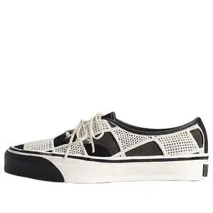 VANS Premium Authentic Checkerboard Sneakers - Black/egret White