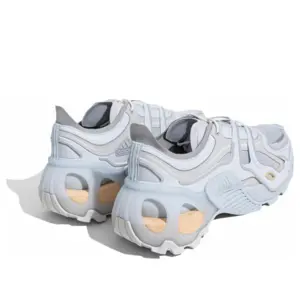 Adidas Wonder Runner Pro Sneakers - White/beige