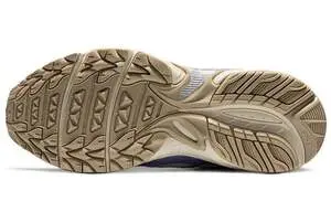 Asics Gel-100 Tr Low Top Sneakers