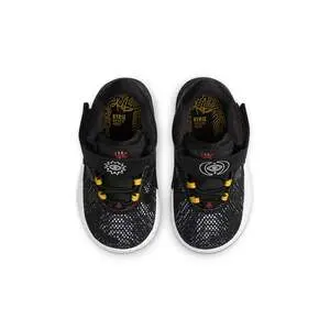 Nike Kyrie 7 High Top Sneakers
