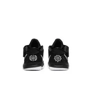 Nike Kyrie 7 High Top Sneakers