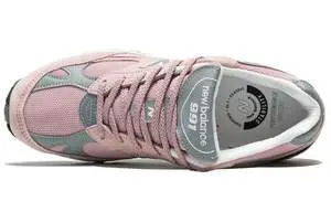 NEW BALANCE 991 Made In England Sneakers - Pink