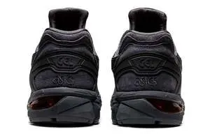 Asics Gel-kayano 21 Athletic Sneakers - Grey