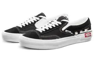 VANS Classic Slip-on Cap Checkerboard Sneakers - Black