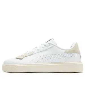 Women's Low-Top Puma Sneakers