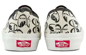 VANS Mooneyes X Authentic 44 Dx Anaheim Factory Low Top Sneakers - Black/white